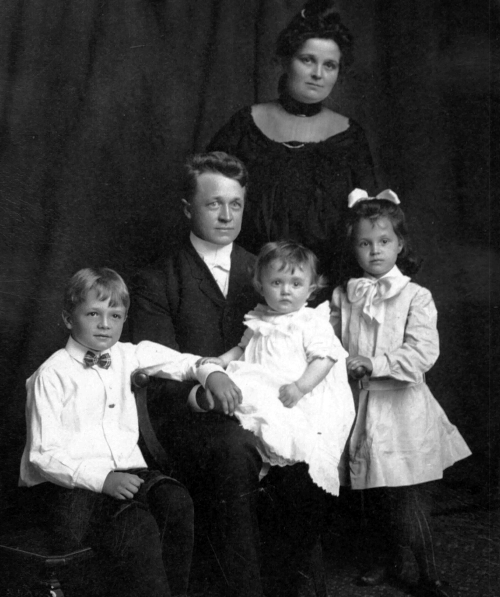 Biography – Bix Beiderbecke